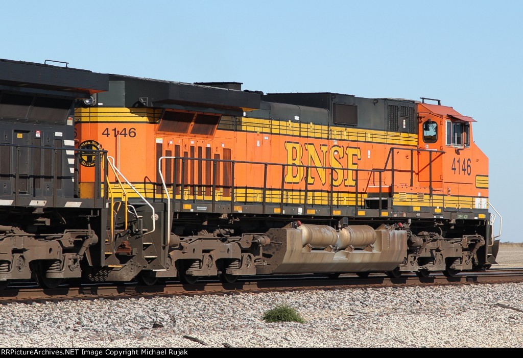 BNSF 4146